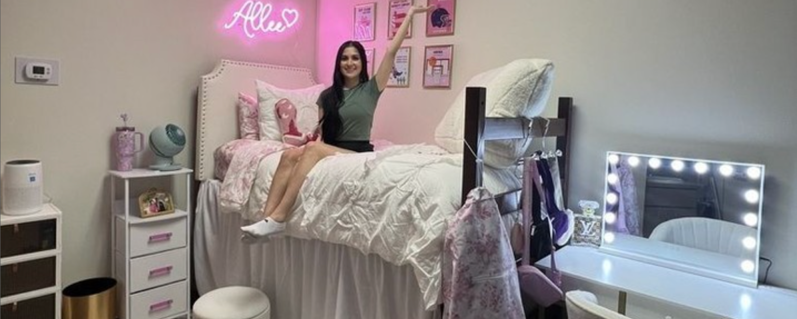 Top 10 Makeup Storage Ideas for Dorm Rooms | Impressions Vanity Co.