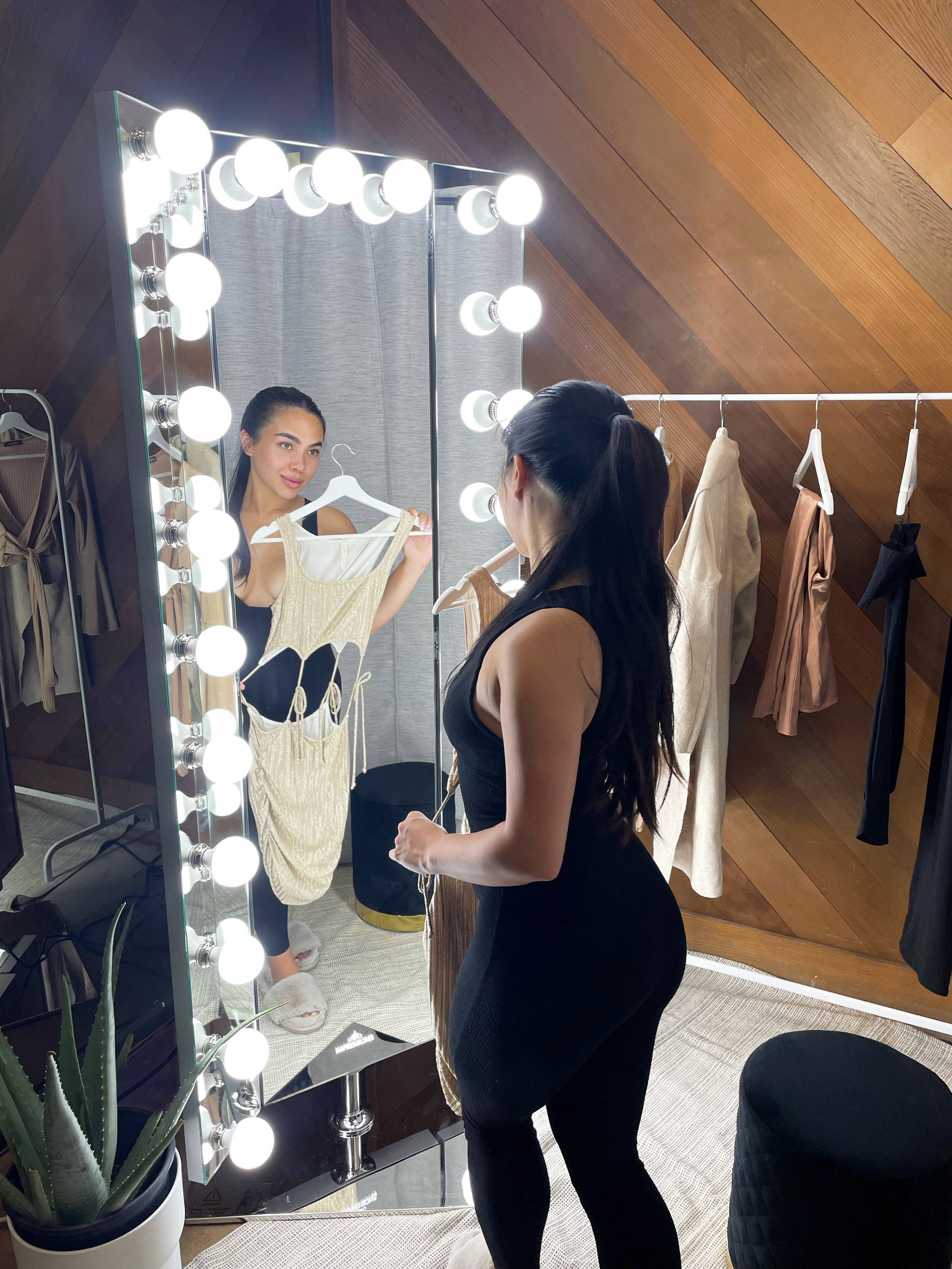 Closet Refresh Full-length mirrors – Impressions Vanity Co.